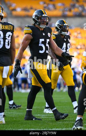 Pittsburgh Steelers linebacker Cole Holcomb participates in the team's ...
