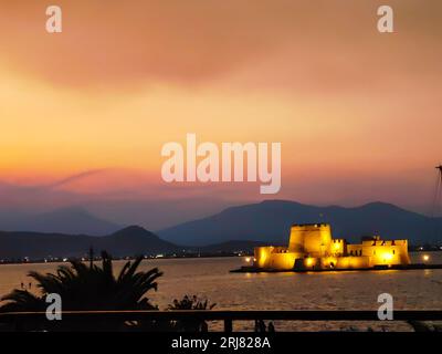 GREECE- RED SUNSET AFTER FIRE IN PELOPONNESE Stock Photo - Alamy