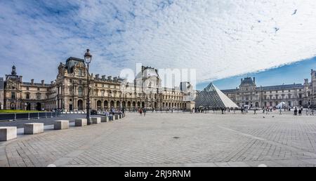 Cour Carrée du Louvre, courtyard of the Louvre Palace with the glass ...