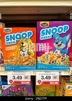 Snoop Cereal -- Cinnamon Toasteez and Fruity Hoopz Stock Photo - Alamy