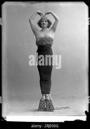 Victoria Strandin, rollporträtt 1913 by Atelier Jaeger Stock Photo - Alamy