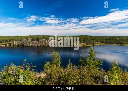 Beautiful Hidden Lakes Territorial Park along Ingraham Trail near ...