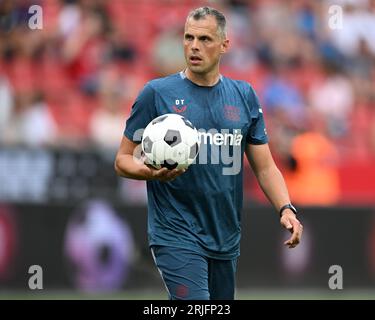 David Thiel (Bayer 04 Leverkusen, #Torwart Trainer) VfL Bochum - Bayer ...