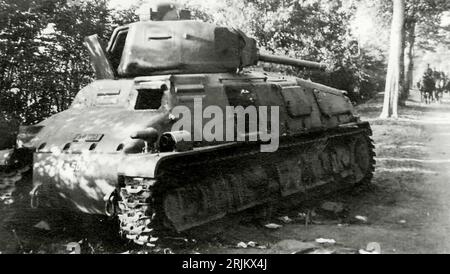 SOMUA S35 French cavalry tanks, knocked out / abandoned on a French ...