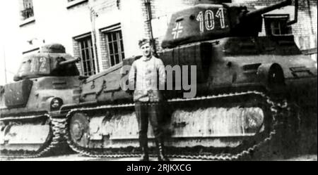 SOMUA S35 French cavalry tanks, knocked out / abandoned on a French ...