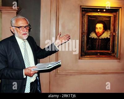 Cobbe portrait of Shakespeare (2 Stock Photo - Alamy