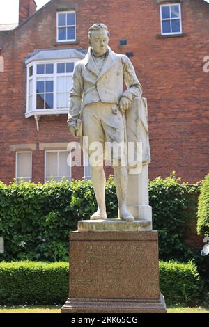 William Wilberforce statue, Wilberforce house museum, Hull, Yorkshire, England Stock Photo - Alamy
