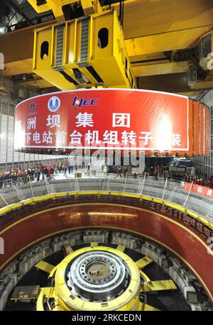 In this Dec. 22, 2011, photo, Roger Dean Gillispie steps off the bus to ...