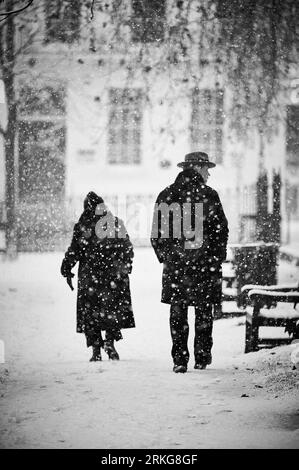 Snow in Cheltenham Stock Photo - Alamy