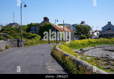 Inishmore, Galway, Ireland - 03 June, 2023, Horse Carriage with tourist ...