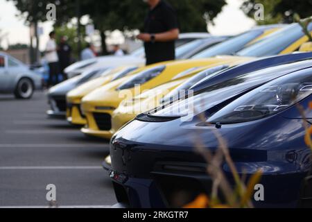 An array of modern cars parked on the street Stock Photo - Alamy