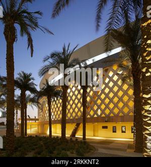 Curved mall interior. 360 Mall, Kuweit City, Kuwait. Architect: CRTKL ...
