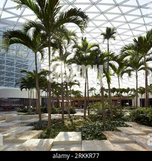 The Gardens with skylight. 360 Mall, Kuweit City, Kuwait. Architect ...