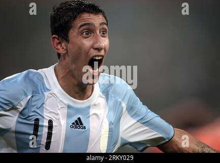 Angel Di Maria playing for Argentina in the 2008 Olympic Soccer ...