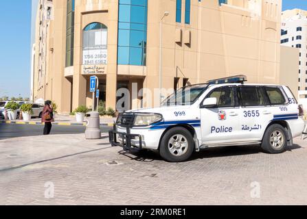 Police car in Bahrain. Bahraini police car Stock Photo - Alamy