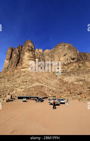 LAWRENCE'S SPRING. WADI RUM. JORDAN Stock Photo - Alamy