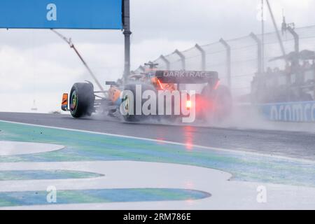 Rear wing, McLaren F1 Team MCL39, mechanical detail during the 2025 ...
