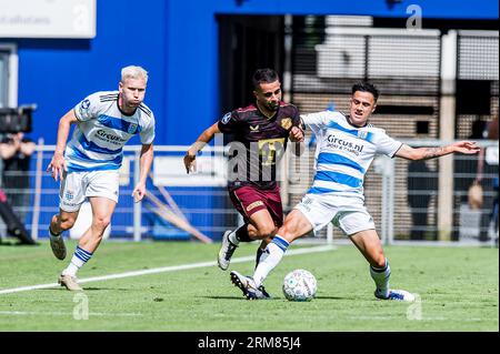 UTRECHT - (l-r) Eliano Reijnders of PEC Zwolle, Niklas Vesterlund of FC ...