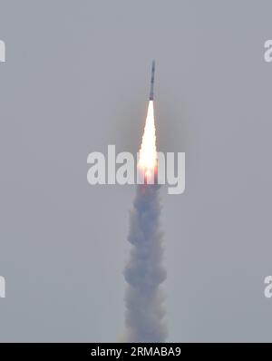 (140630) -- SRIHARIKOTA, June 30, 2014 (Xinhua) -- The Polar Satellite ...