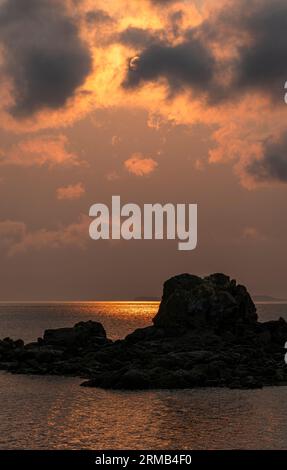 BC Forest Fire and Smoke over the mountain near Hope Stock Photo - Alamy