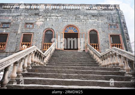 Carved windows at Rajwada, Indore, Madhya Pradesh, India Stock Photo ...