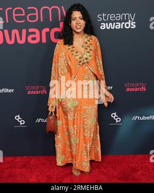 LOS ANGELES - AUG 27: Cleo Abram at the 2023 Streamy Awards - Arrivals ...