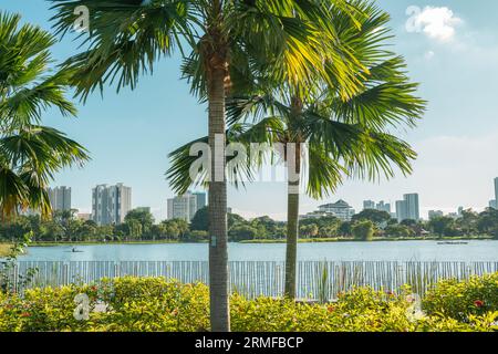 Taman Tasik Titiwangsa park lake view in Kuala Lumpur, Malaysia Stock ...