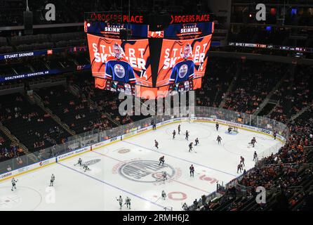 Edmonton Oilers goaltender Stuart Skinner (74) watches the puck against ...