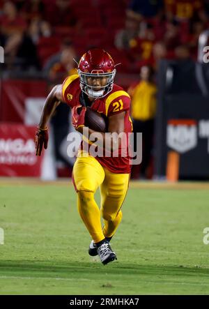 August 26, 2023 USC Trojans wide receiver Dorian Singer #15 celebrates ...