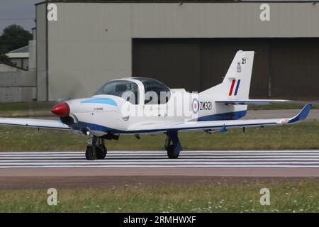 Royal Air Force - Grob Prefect T1 ‘ZM319’ arriving at RAF Fairford for ...