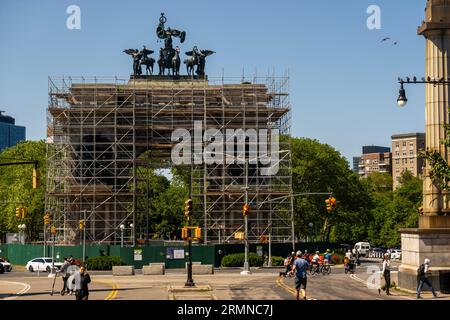 Grand Army Plaza arch wrapped in scaffolding for a restoration Brooklyn ...
