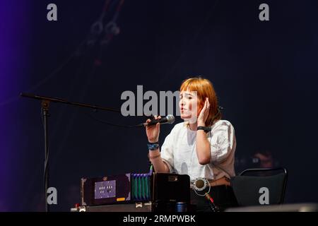 Radie Peat of Irish Folk band LANKUM on Mountain Stage at Green Man ...