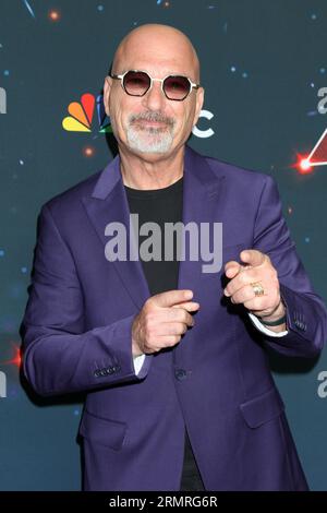LOS ANGELES - AUG 29: Howie Mandel at the America's Got Talent Season ...