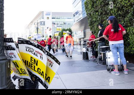 Los Angeles Hotel Workers Strike Stock Photo - Alamy