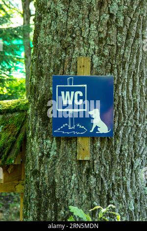 Toilet sign WC Stock Photo - Alamy