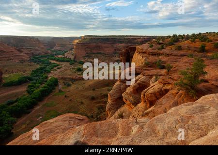 Sunrise view from Tsegi Overlook on the South Rim drive of Canyon De ...