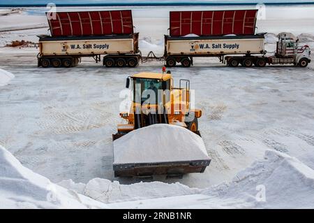 Industrial salt mining at Lake Deborah in Western Australia Stock Photo ...