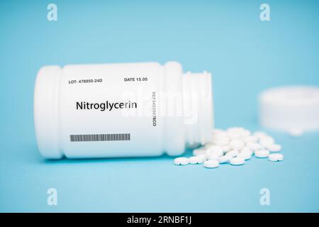 Vial of nitroglycerin Stock Photo - Alamy