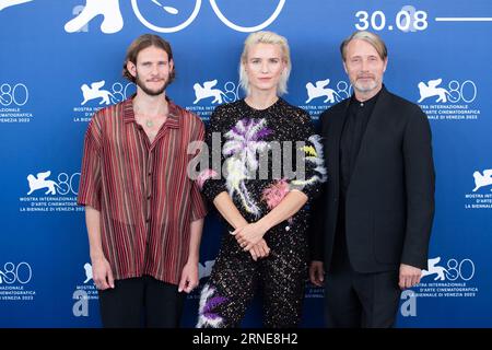 MADS MIKKELSEN and SIMON BENNEBJERG in THE PROMISED LAND (2023 ...
