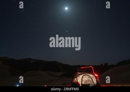 Night in the Sahara desert of Tadrart rouge tassili najer in Djanet ...