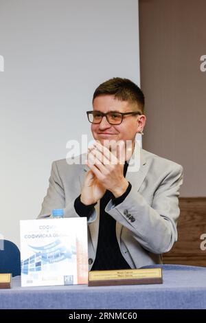 Lay judge Mimo Garcia Stock Photo - Alamy