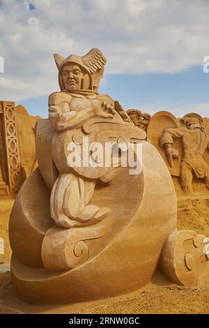 Sondervig, Denmark, May 21, 2023: Sand Sculpture. Zeus and Hera Stock ...