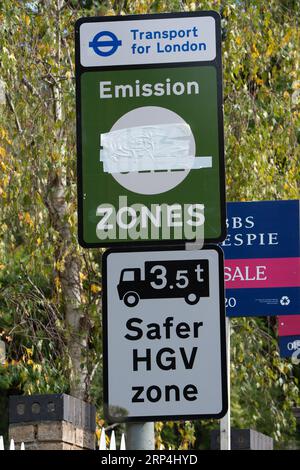 ULEZ camera warning sign. Transport for London, TfL, ANPR camera ...