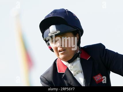 Pippa Funnell and MAJAS HOPE during the showjumping phase, Mitsubishi ...