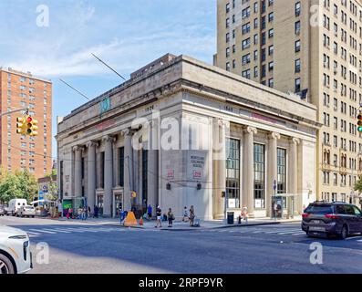 Upper West Side: Walker & Gillette designed East River Savings Bank in ...