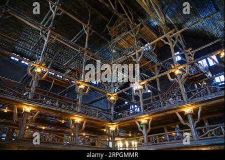 in USA inside the yellowstone national park the brauty of amazing ...