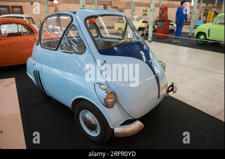 ISO Rivolta Isetta 236cc from 1965 blue Stock Photo - Alamy