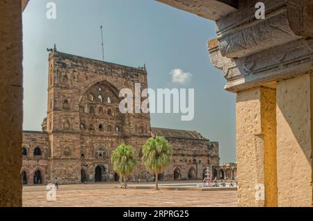 03-0ct-2005 Vintage Atala Masjid or Atala Mosque is a fourteen century ...