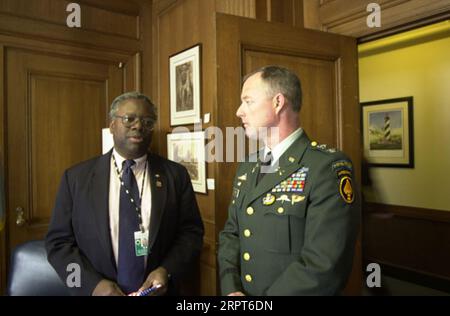 Colonel Roger Duff, of U.S. Army Reserve Special Forces and Bureau of ...
