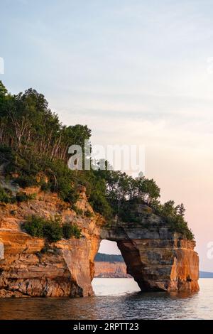 Natural arch along Pictured Rocks National Lakeshore Stock Photo - Alamy